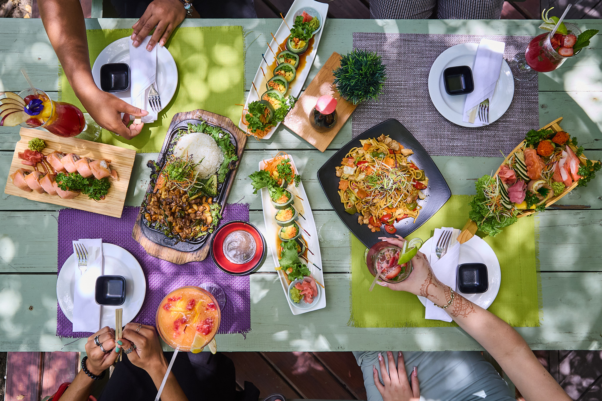 SushiBar - Caribbean Islands Maps and Guides